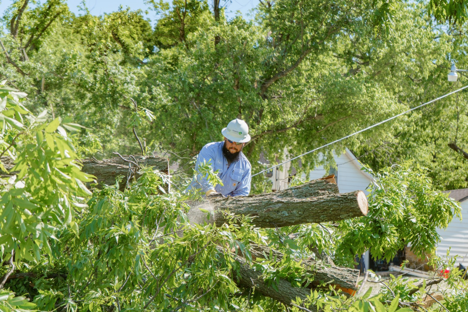 Stronger Together: Cooperative Spirit in the Wake of the May 19 Tornado